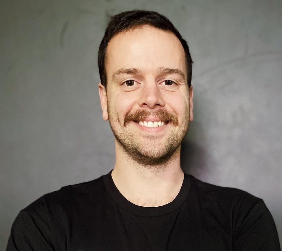 Our Story | Learn About Your Knee Injury Experts